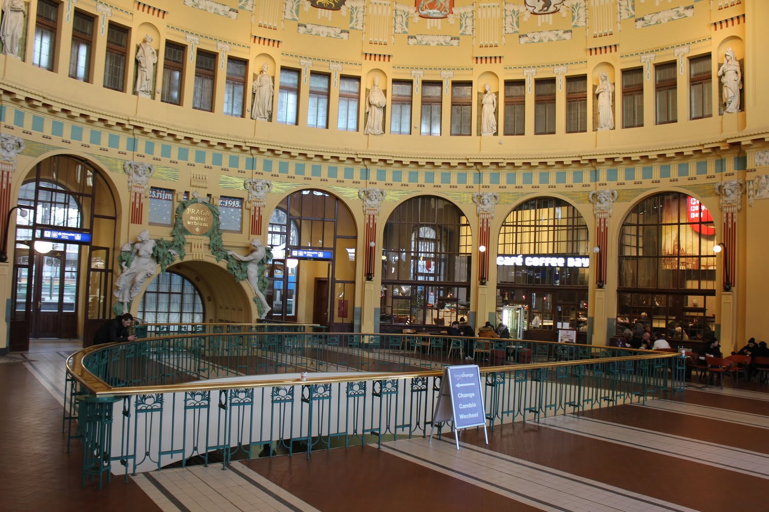 Prague Stations - Prague Trains