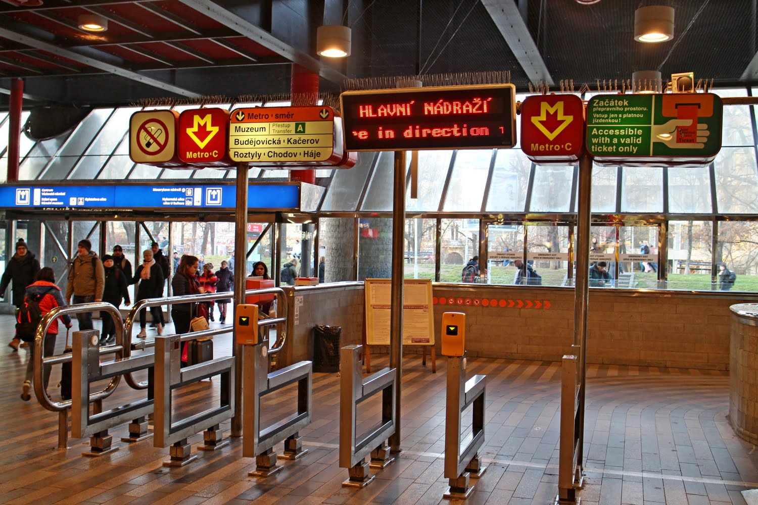 Prague Stations - Prague Trains